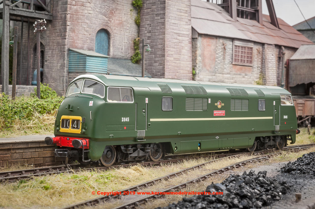 32-066Z Bachmann Class 43 Warship Diesel Locomotive number D845