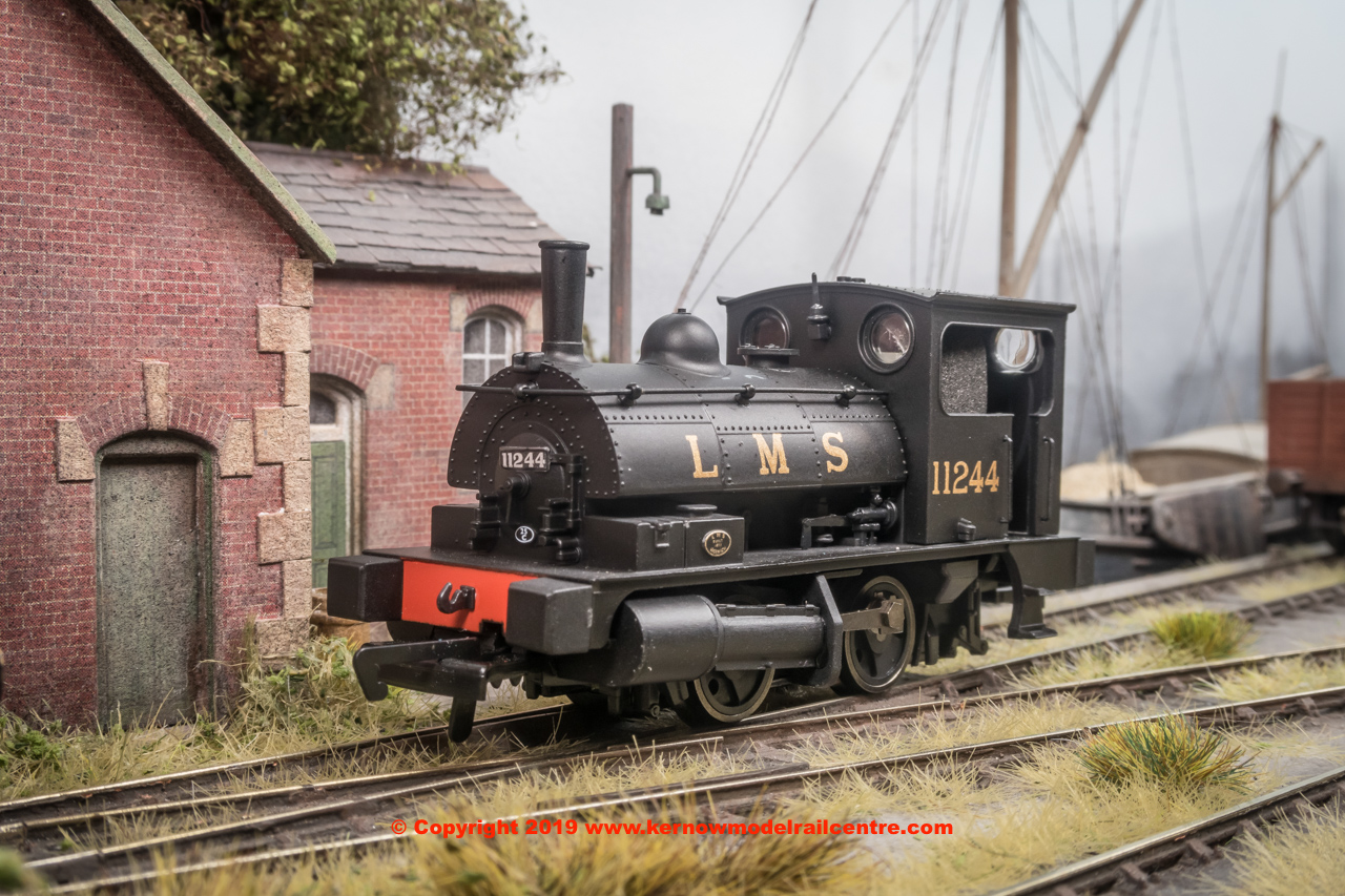 R3727 Hornby Class 21 Pug 0-4-0ST Steam Locomotive number 11244