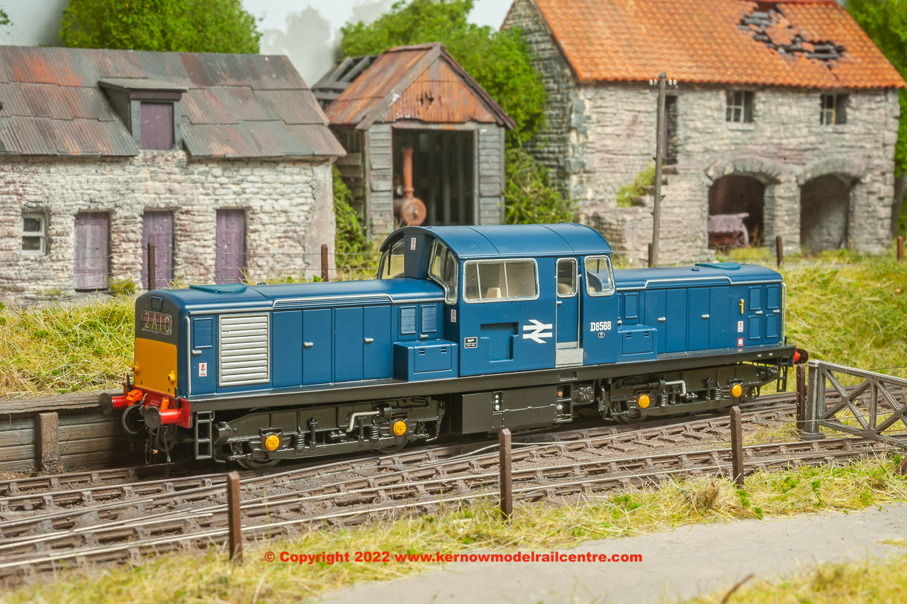 1724 WSL Heljan Class 17 Diesel Locomotive D8568 BR blue
