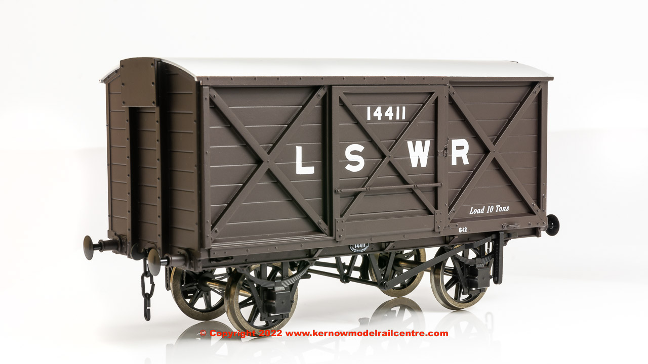 K7010B Kernow Models LSWR Diag 1410 Covered Van - LSWR Brown