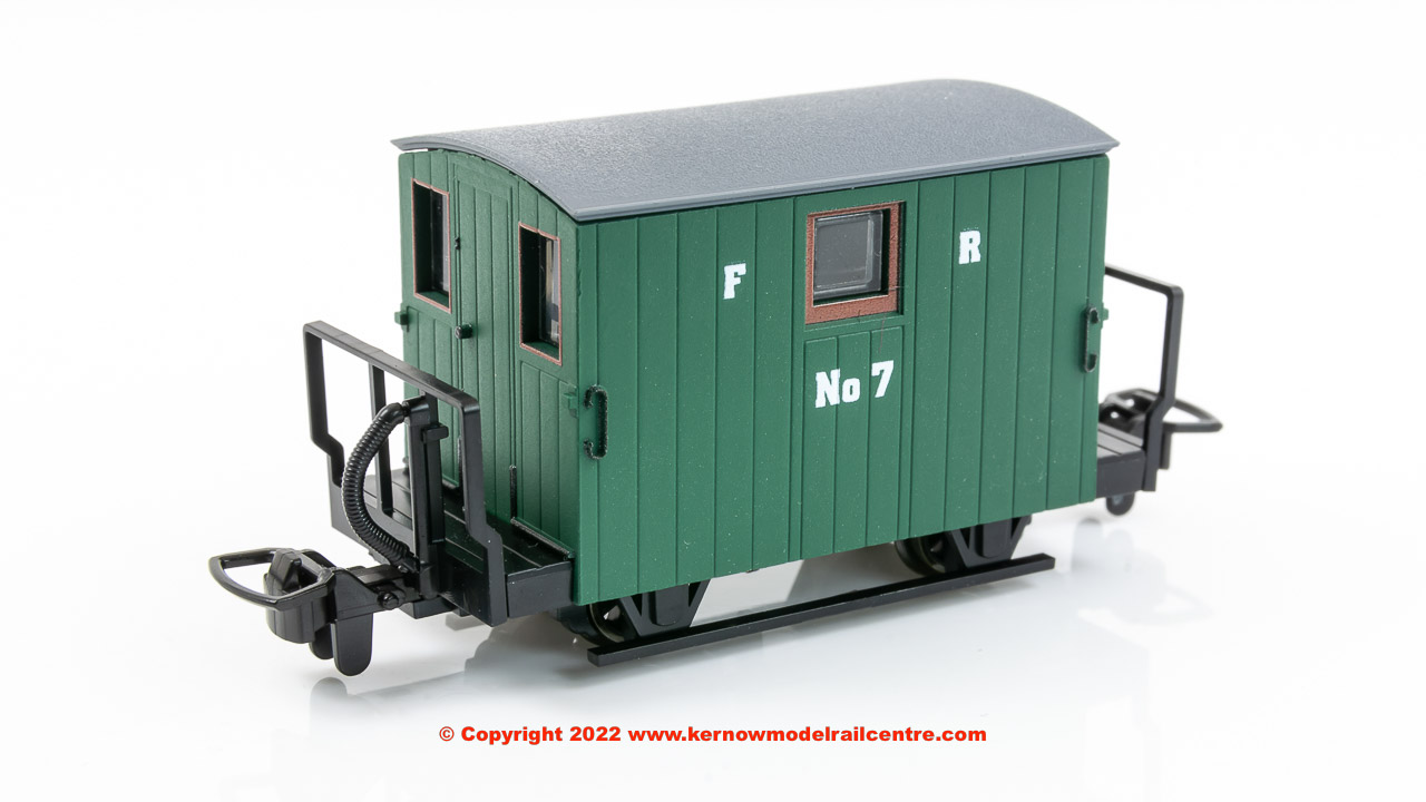 GR580A Peco Ffestiniog Quarryman Brake Coach - Green 2 Balcony