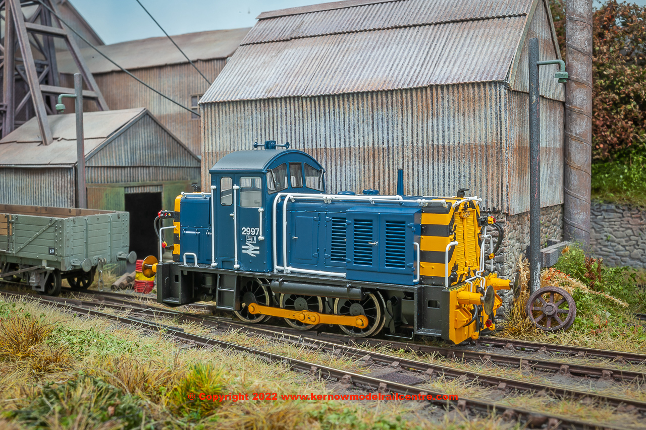 2917 Heljan Class 07 Diesel number 2997 in BR blue livery