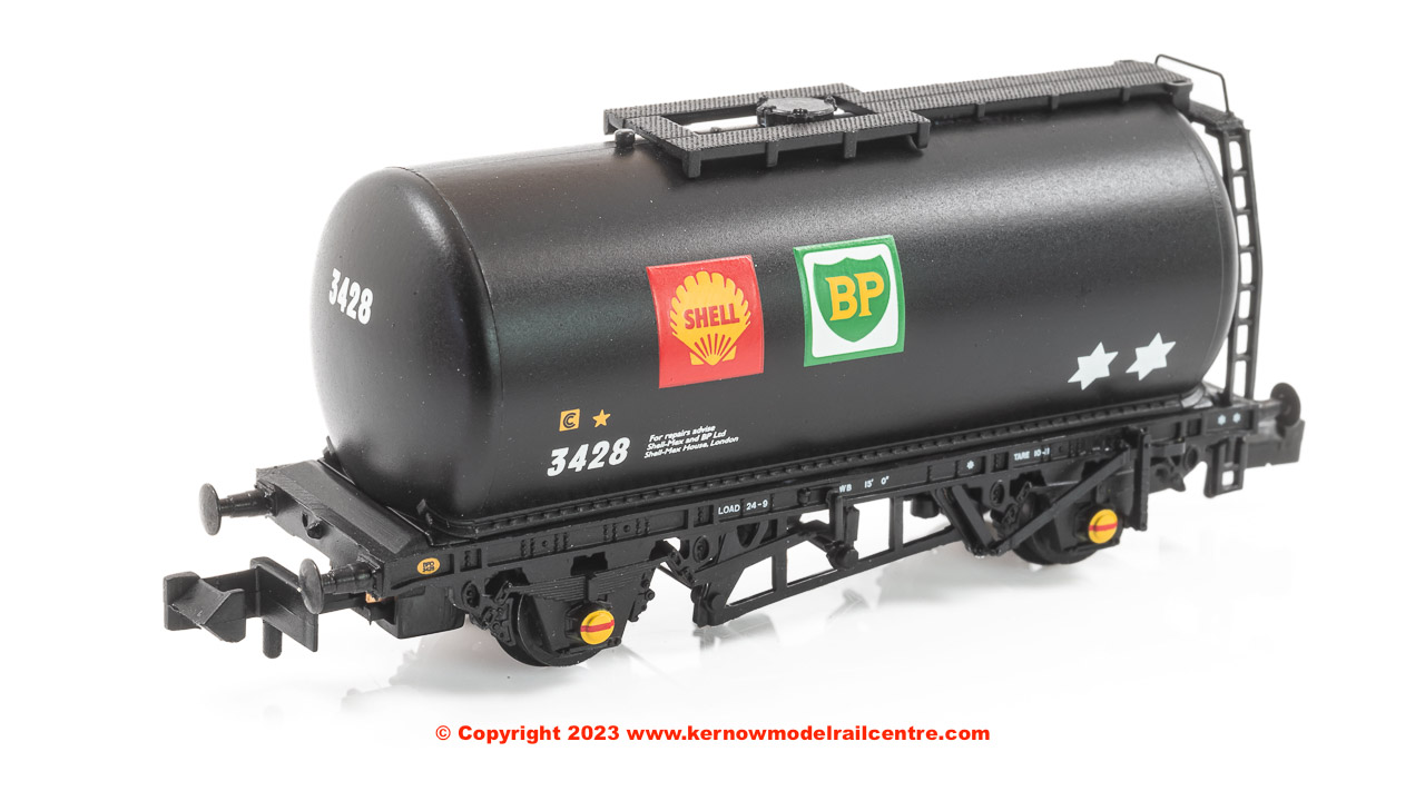 373-778C Graham Farish BR 45T TTA Tank Wagon 'Shell/BP' Black