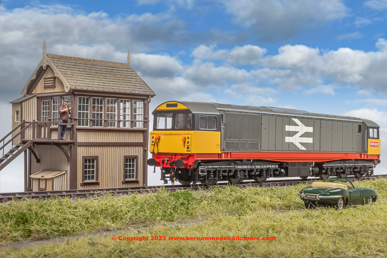 5851 WSL Heljan Class 58 Diesel Loco - Railfreight Red Stripe