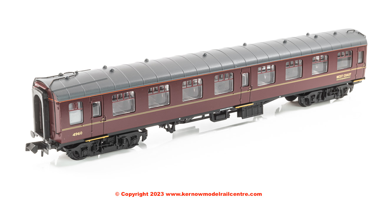 374-018A Graham Farish BR Mk1 TSO Open Coach WCRC Maroon