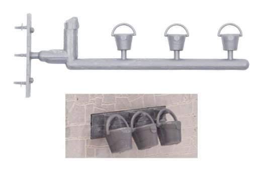 7C-004-003 Dapol Kitmaster 3 x Fire Buckets & Rack