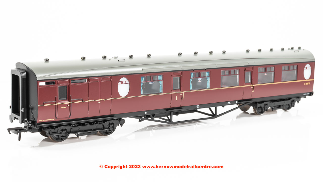 34-437 Bachmann LNER Thompson Brake Composite Corridor BR Maroon