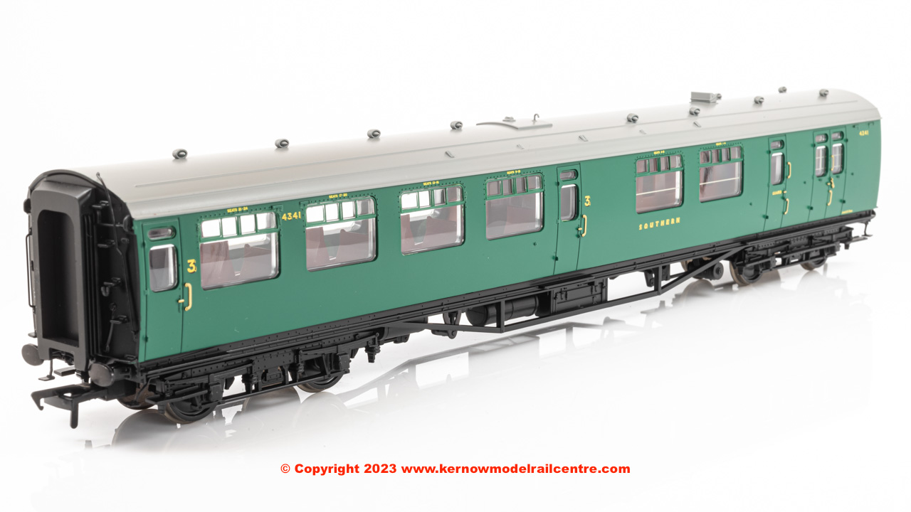 34-725 Bachmann Bulleid Semi-Open Brake Third