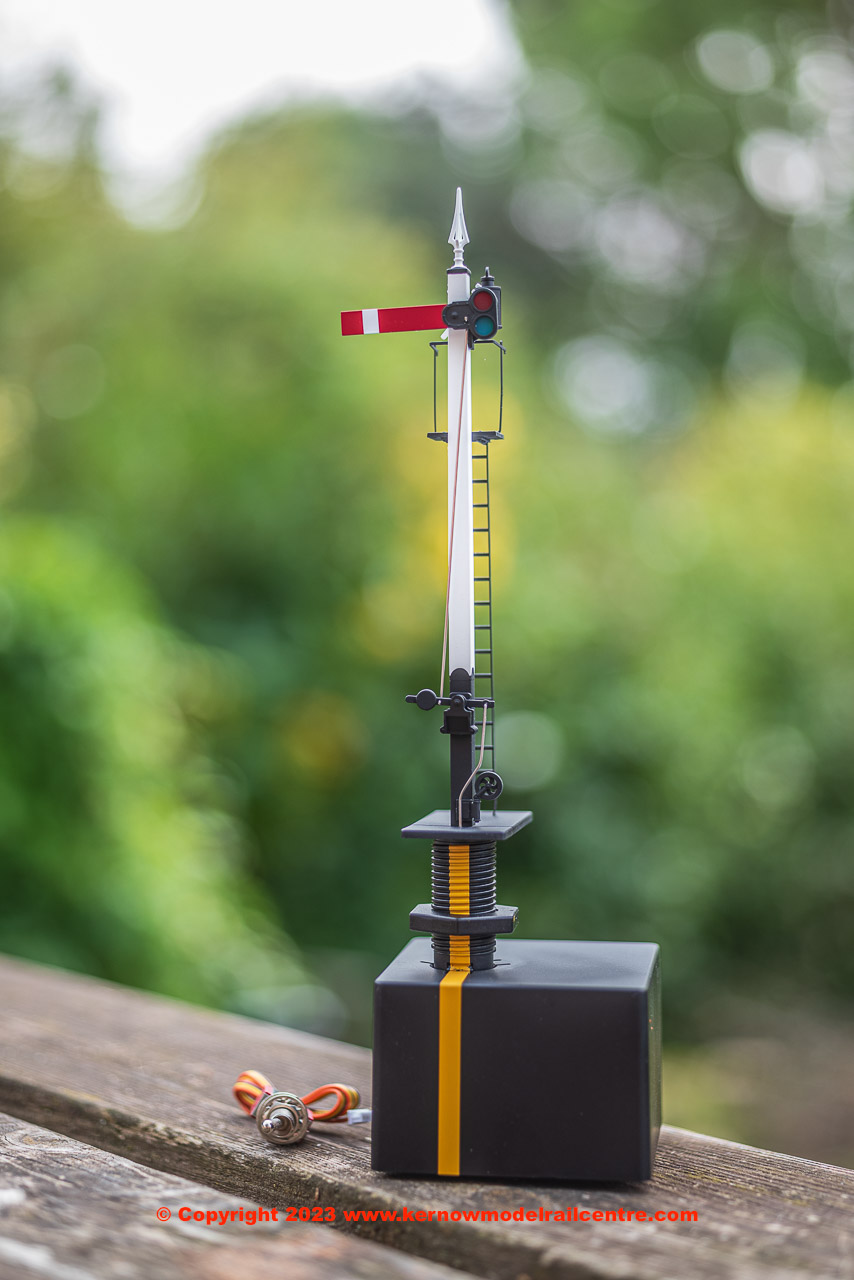 7L-004-001 Dapol L&B Square Post Semaphore Signal Home