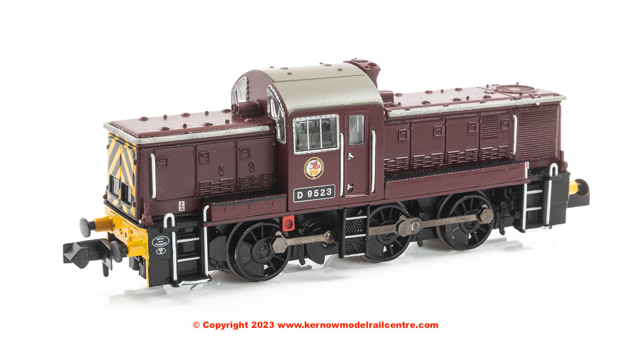 372-955SF Graham Farish Class 14 D9523 BR Maroon (Wasp Stripes)