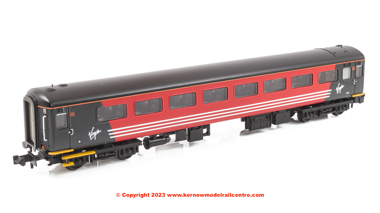 374-739B Graham Farish BR Mk2F TSO Tourist Second Open