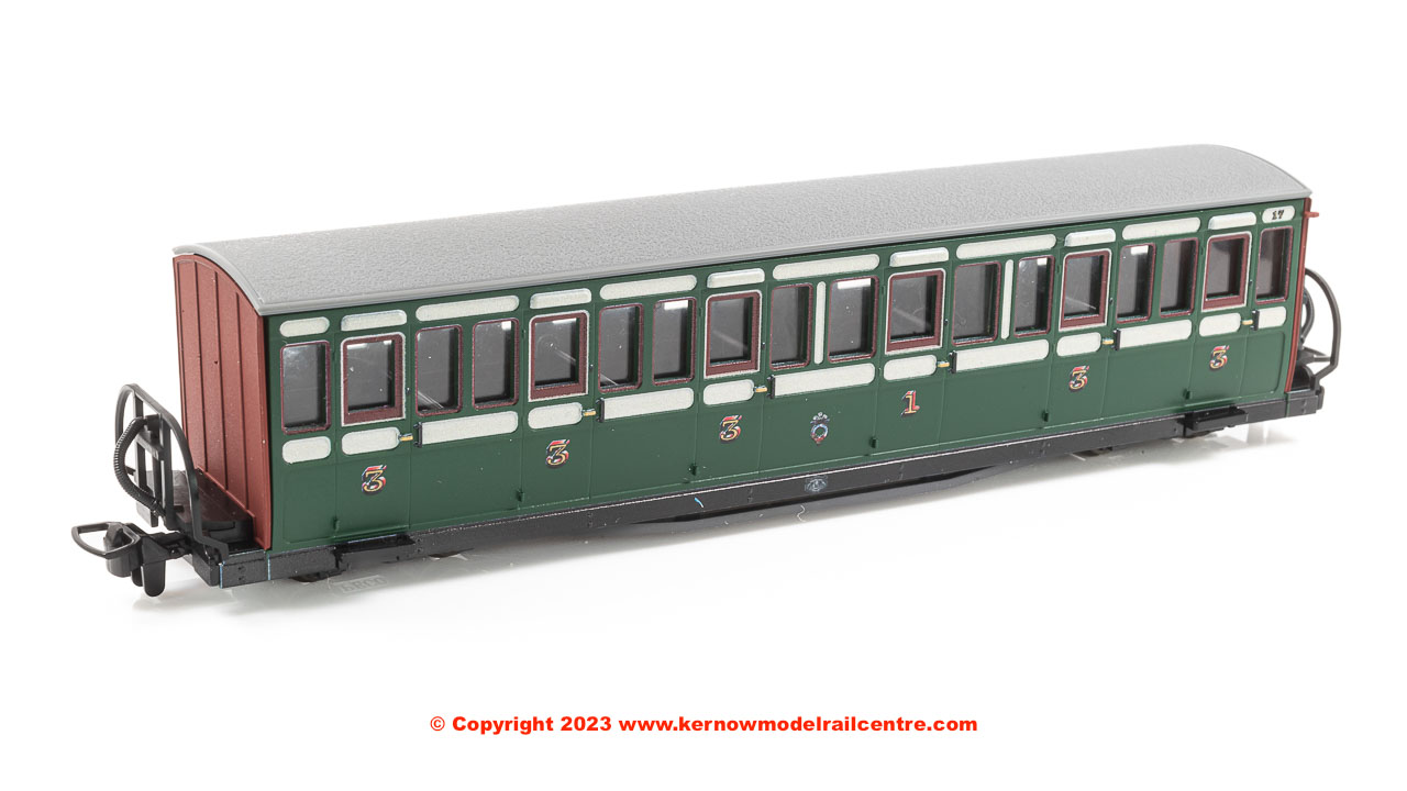 GR601A Peco FR Short Bowsider Bogie Coach number 17