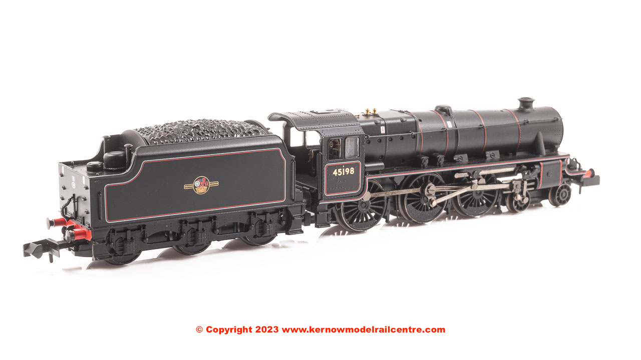 372-137B Graham Farish LMS 5MT Black 5 45198 BR Lined Black