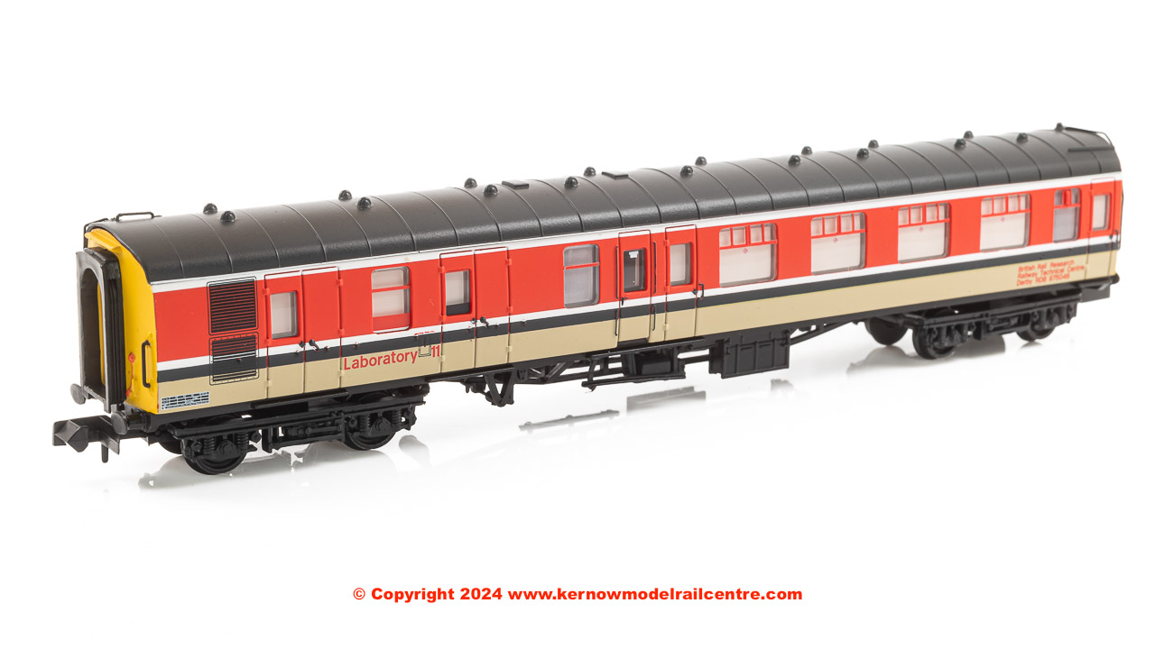 374-198 Graham Farish BR Mk1 BSK Brake Second Laboratory 11