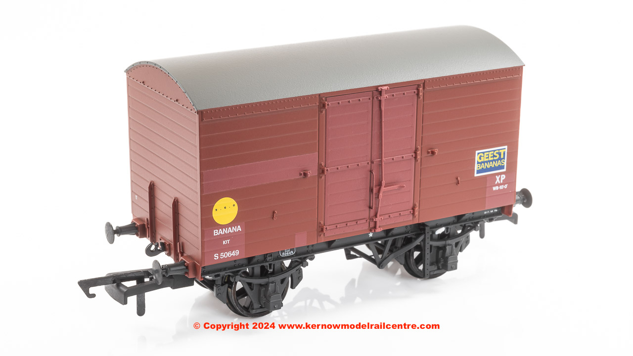 ACC2049 WSL Accurascale SR D1478 Banana Van - BR Triple Pack