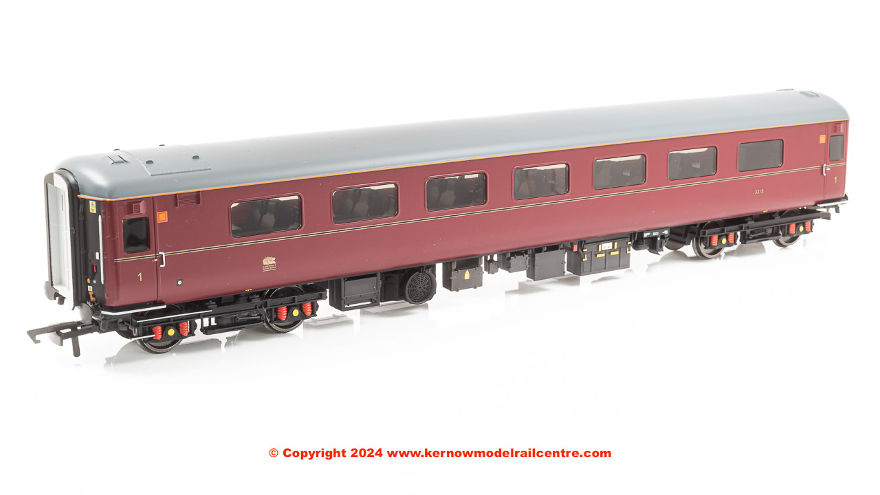 R40374 WSL Hornby EWS Business Coach Pack - Era 10