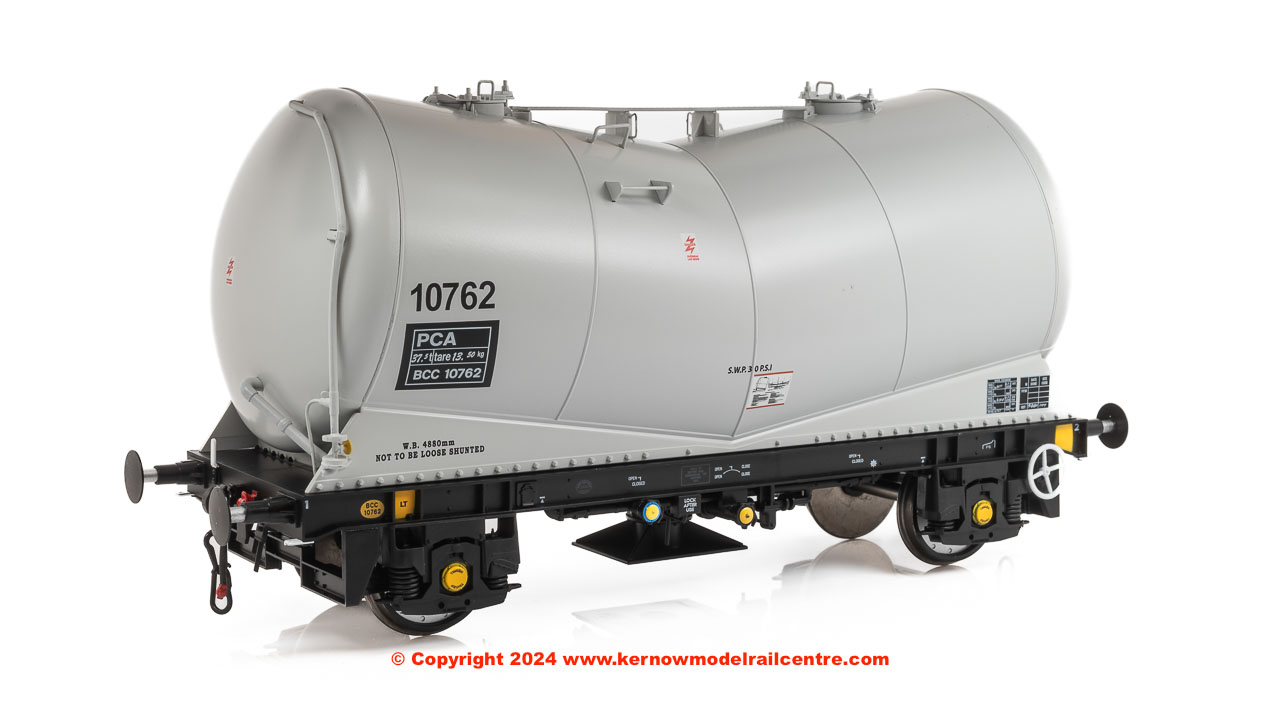 1066 Heljan PCA Tank Wagon BCC Grey 10762