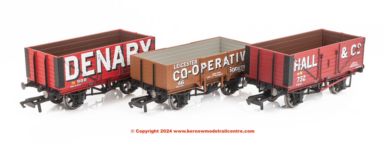 R60104 WSL Hornby Triple Wagon Pack