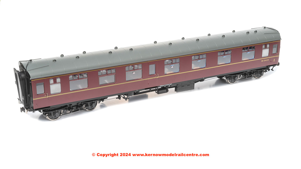 7P-001-806D Dapol BR Mk1 Maroon CK W15425