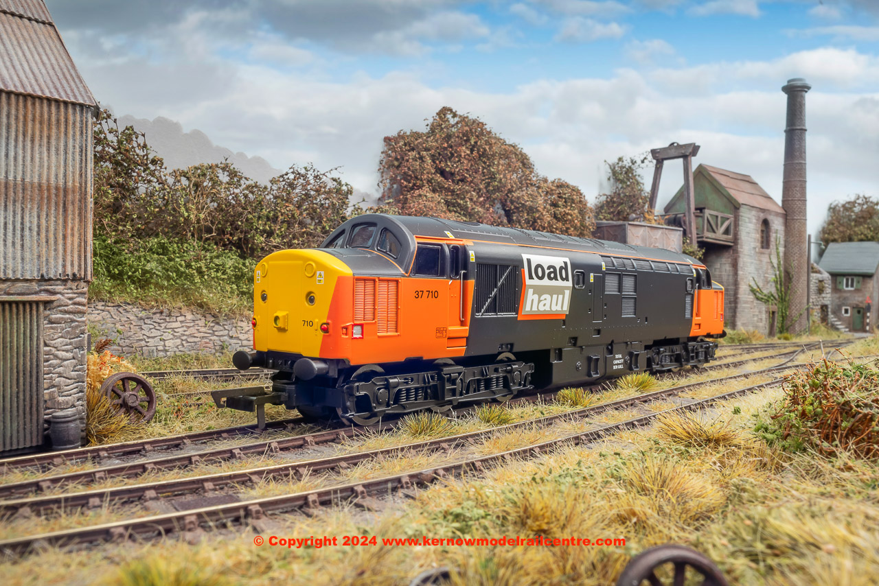 R30188 Hornby Railroad Plus Loadhaul Class 37 37710