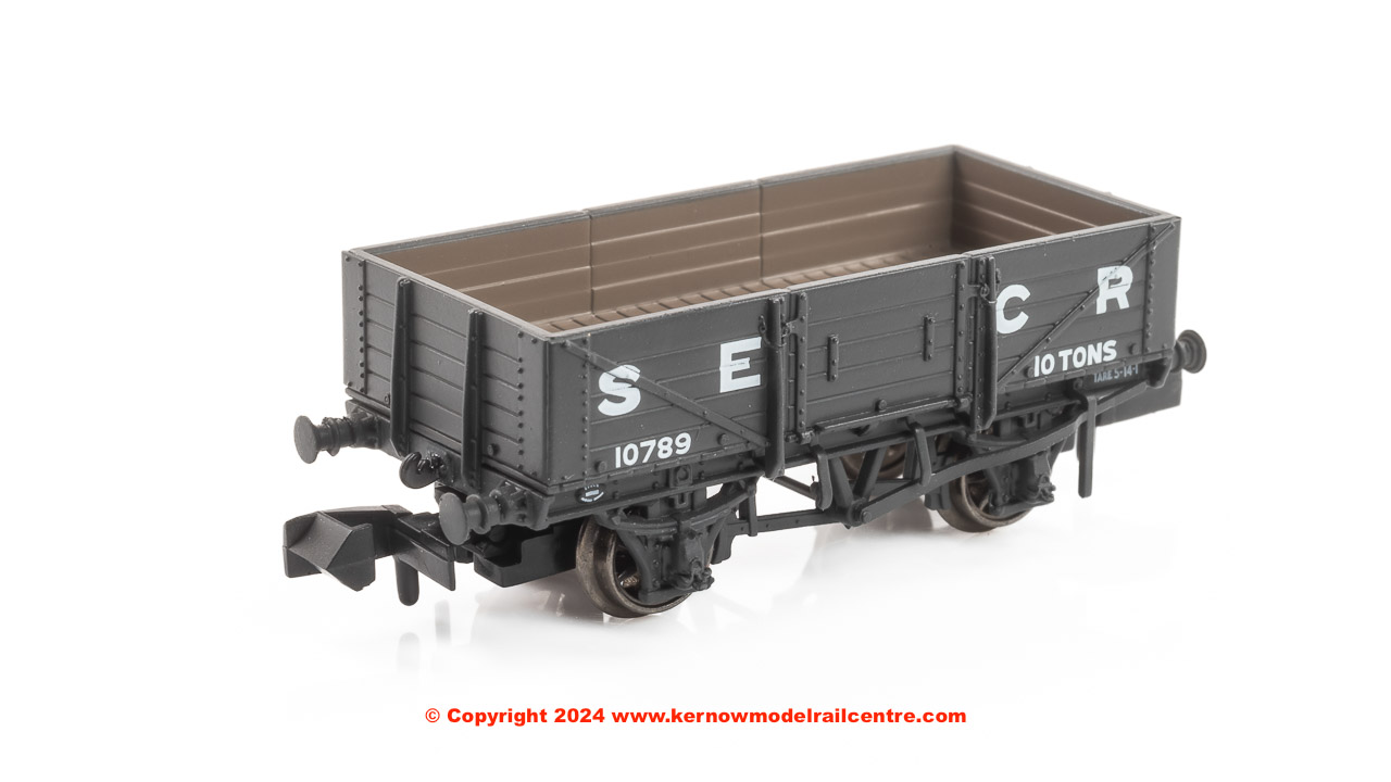 942001 WSL Rapido Freight Train Pack - SECR Livery