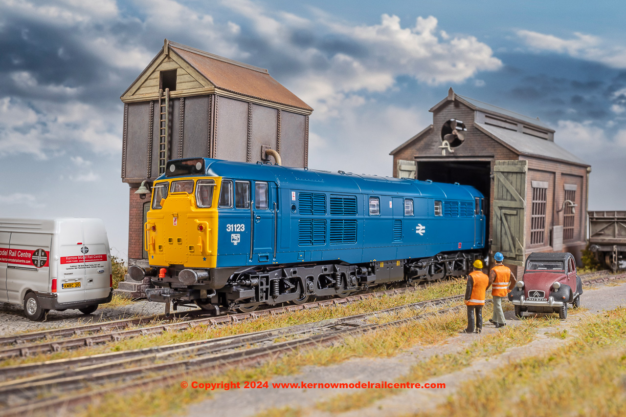 35-805SF Bachmann Class 31/1 Diesel Locomotive 31 123 BR Blue