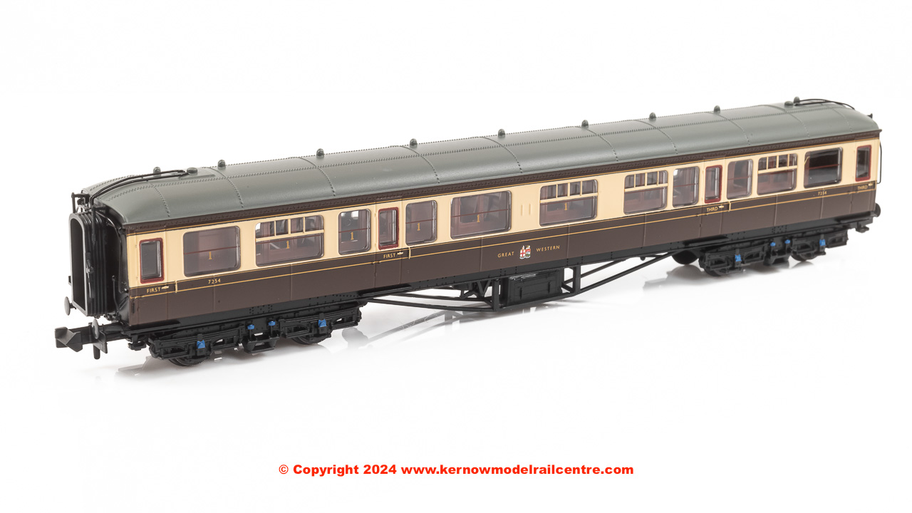 374-561A Graham Farish GWR Hawksworth Composite Corridor Coach