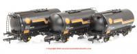 R60291 Hornby TTA Tank Wagon Triple Pack - BP - Era 8