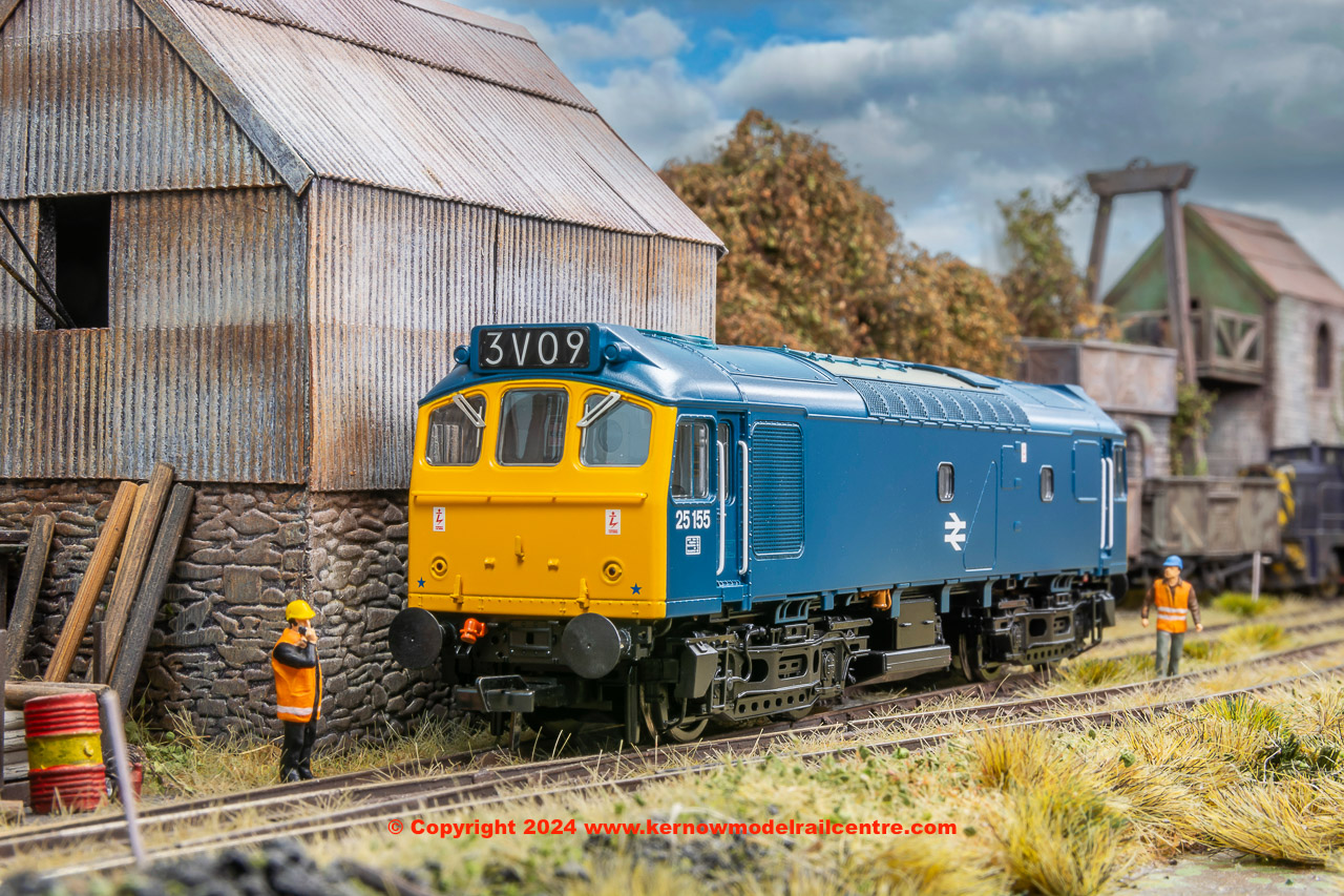 32-345 Bachmann Class 25/2 Diesel Loco number 25 155 in BR Blue