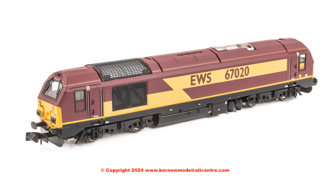 2D-010-015 Dapol Class 67 Diesel Locomotive number 67 020 EWS