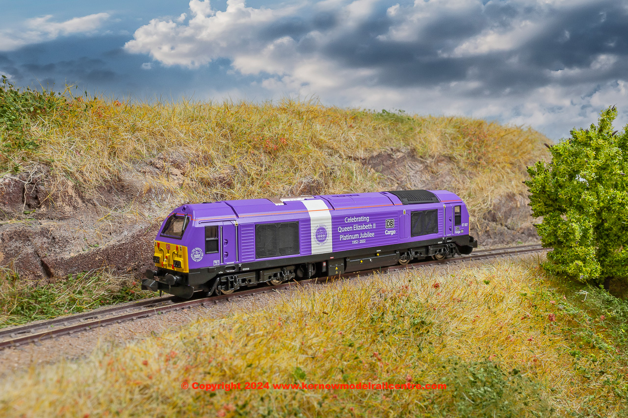 2D-010-016 Dapol Class 67 Diesel Locomotive number 67 007