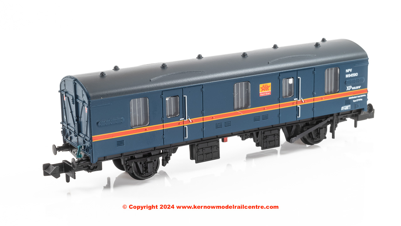 374-788A Graham Farish BR Mk1 NPV Covered Carriage Truck