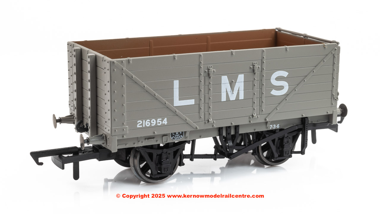 OR76MW7036 Oxford Rail 7 Plank Wagon number 216954 - LMS Grey