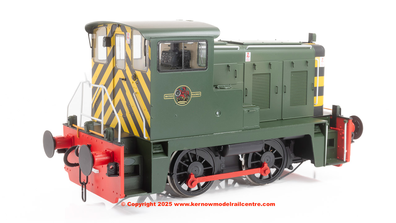 2870 Heljan Class 02 0-4-0 Diesel Locomotive in BR Green livery