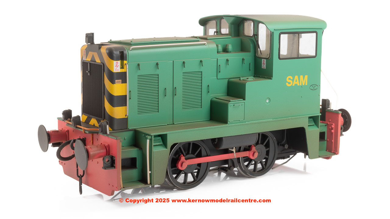 2877 Heljan Class 02 0-4-0 Diesel Locomotive ex D2868 SAM