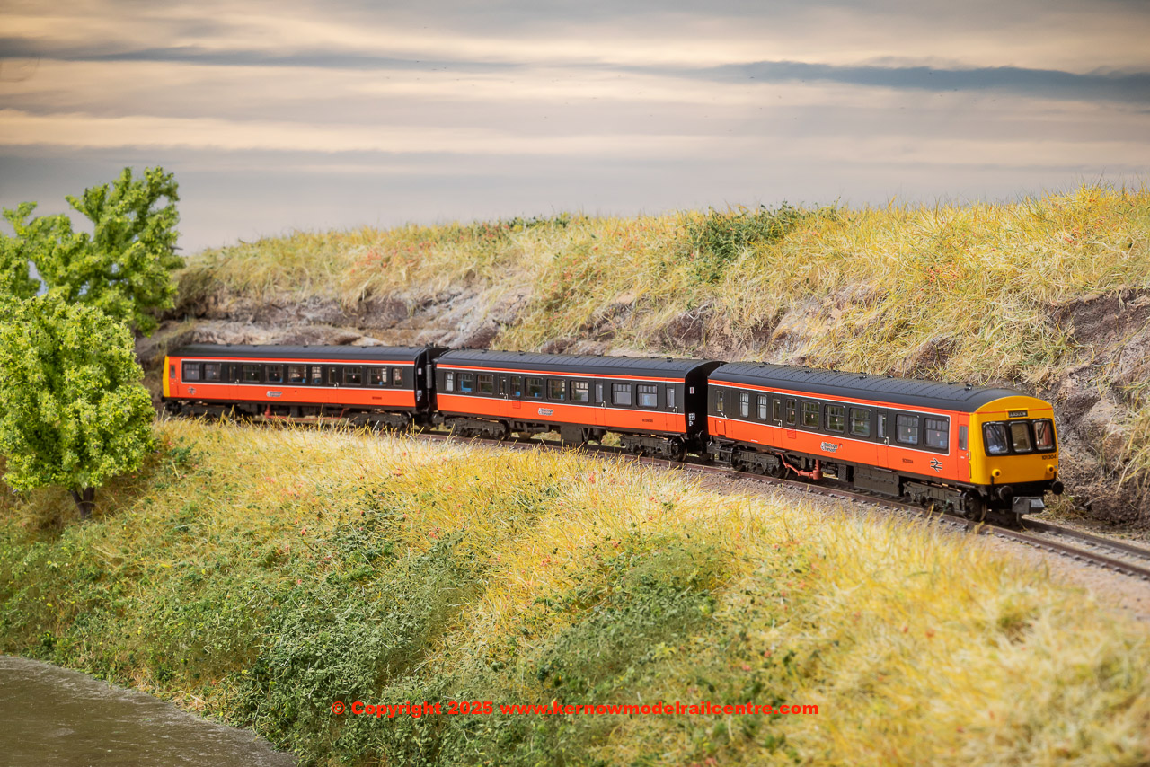 371-513K Graham Farish Class 101 3-Car DMU BR Strathclyde PTE