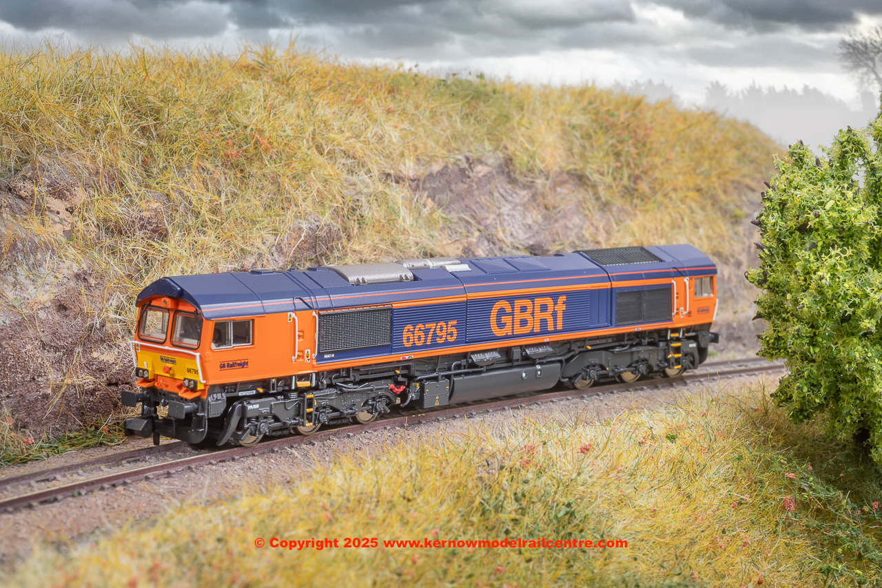 RT-N66-GBS-795 WSL Revolution Class 66 - 66 795 - GBRf standard